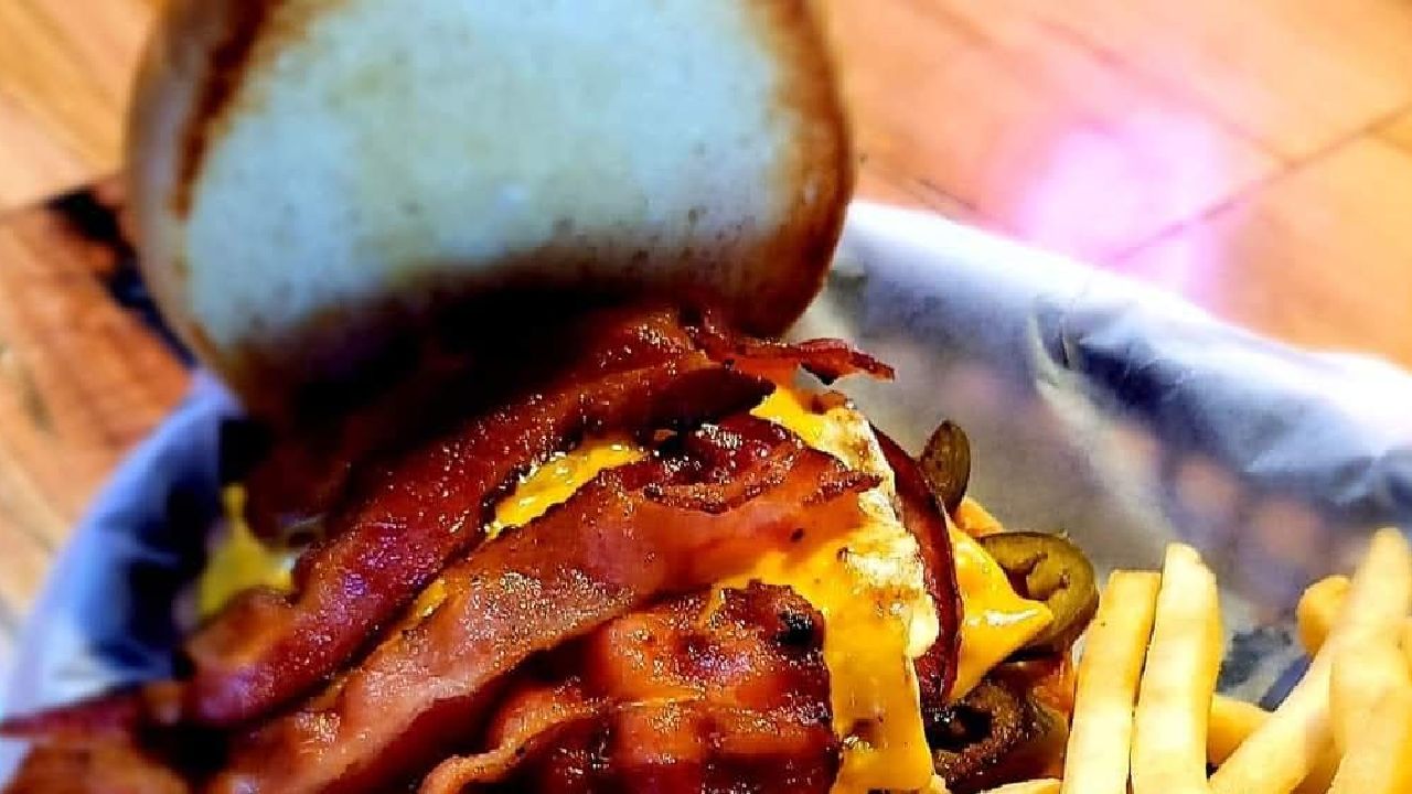 Lanțul Hi-Ho Burgers se închide după 79 de ani, în SUA