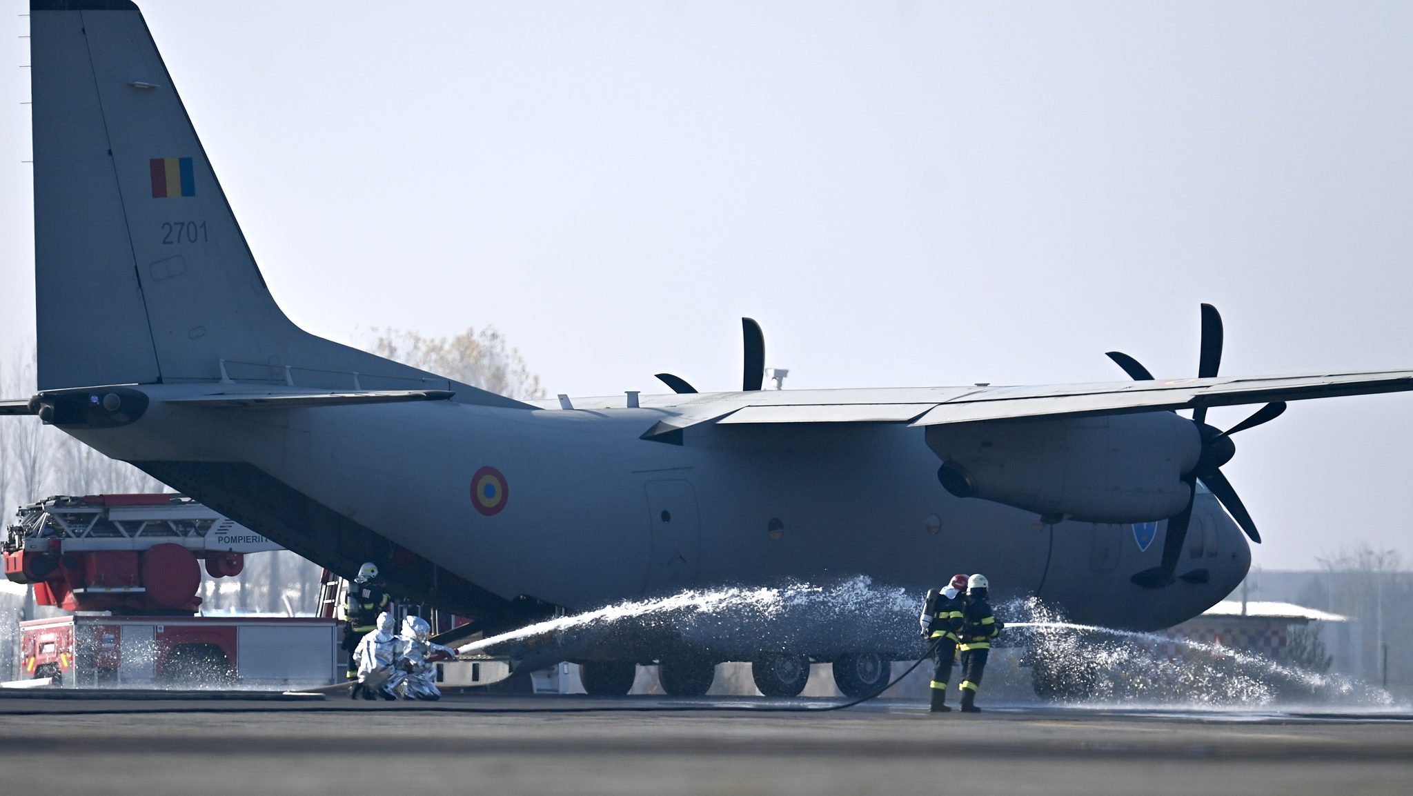 Avioanele tactice C-27J Spartan și 12 elicoptere, în dotarea MAI prin ...