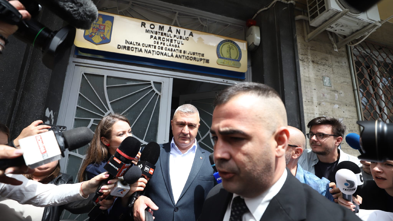 Gheorghiță Vlad, șeful Statului Major al Apărării, a fost audiat de DNA ...